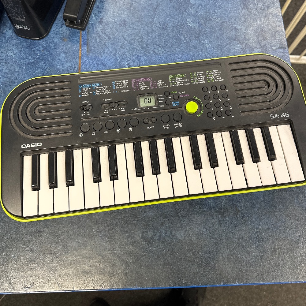 Pre-owned Casio sa-46 mini keyboard - Own4Less